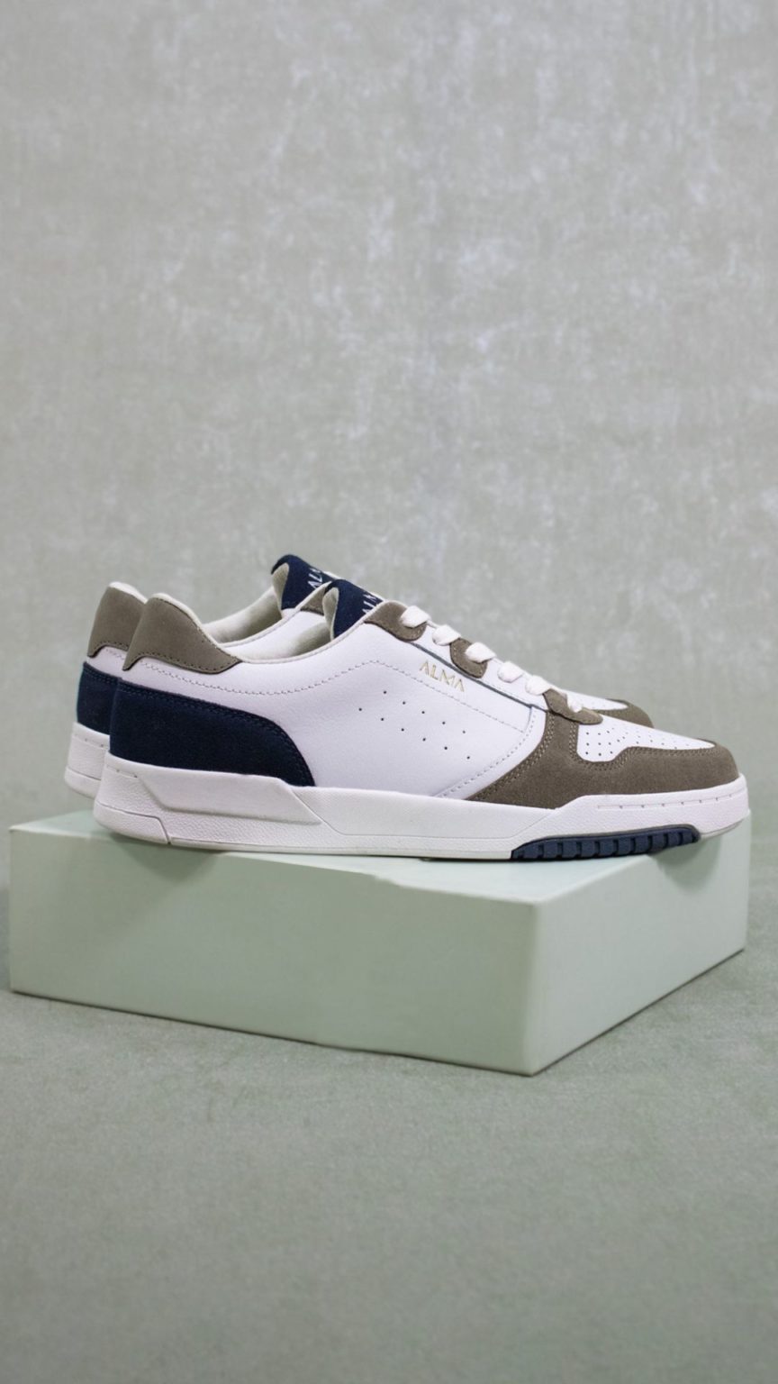 Cameron - Basket blanche en cuir